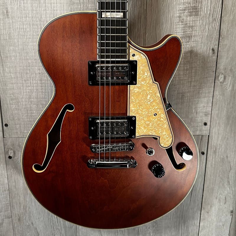 Used DAngelico DAPSSXTMWLCS Matte Walnut w/Seymour Duncan | Reverb