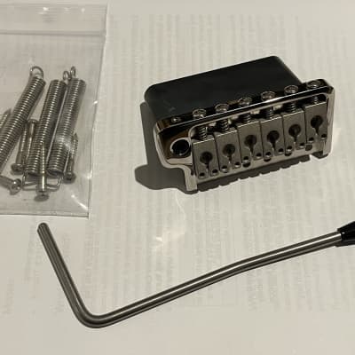 PRS Molded SE six point tremolo | Reverb