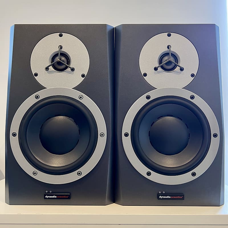 Dynaudio Acoustics BM6A MKII Active Studio Monitor | Reverb UK