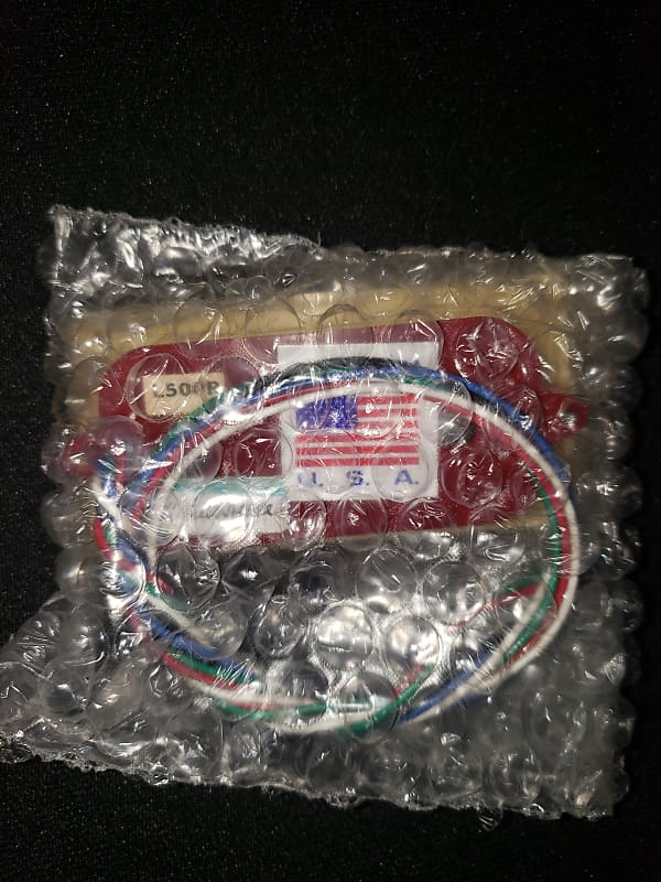 Wilde L-500 R 2022 - Creme and maroon housing | Reverb