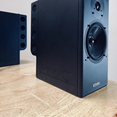 Amphion Base One25 System | Reverb