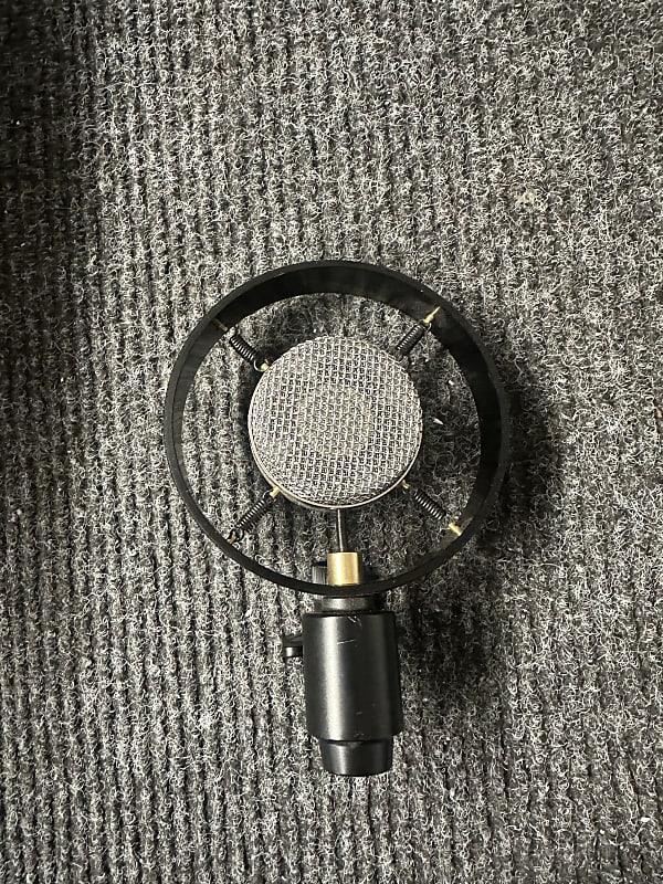 Unbranded Circle microphone | Reverb