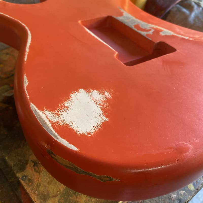 Stratocaster Body, Nitro paint, Fiesta red relic, 100% | Reverb France