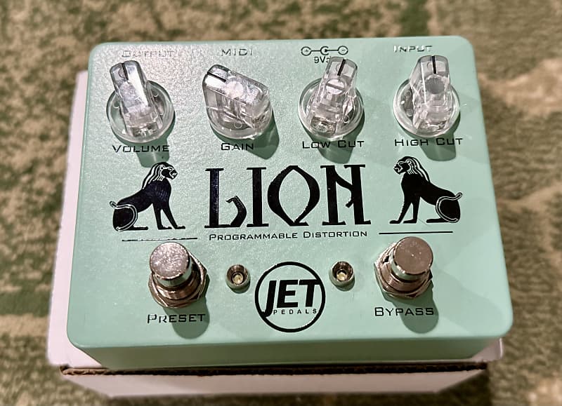 JET Pedals Lion Distortion in Limited Edition Mint Green! | Reverb