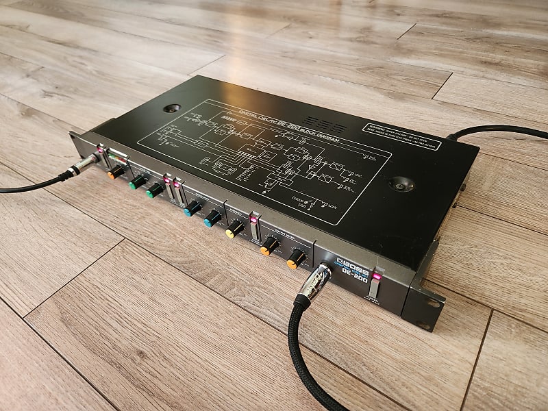 Vintage Boss DE-200 12 Bit Digital Delay and Modulation Rack | Reverb