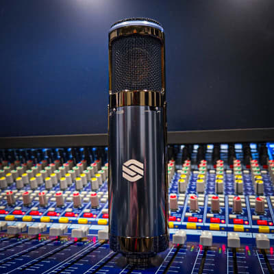 Groove Tubes GT67 (GT-67) Large-diaphragm Multi-pattern Tube | Reverb