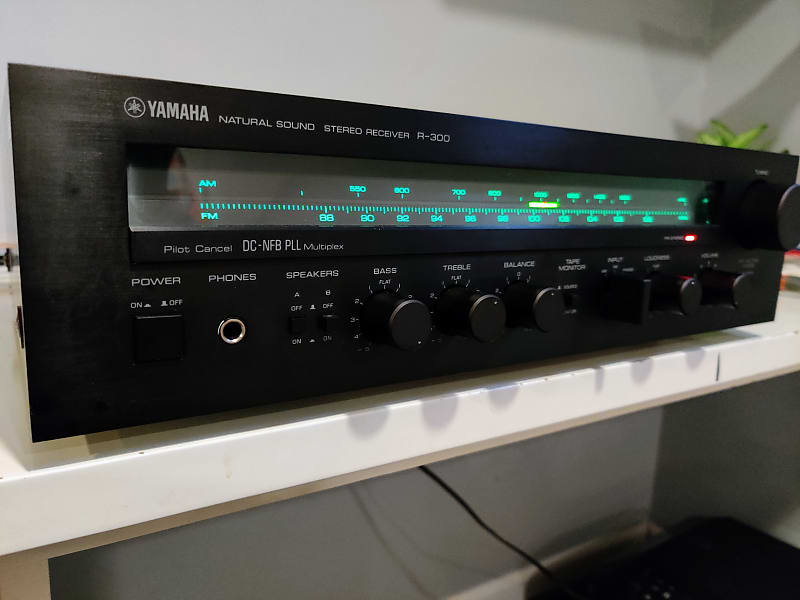 Yamaha R-300 Vintage Stereo Receiver- Extra Minty! | Reverb