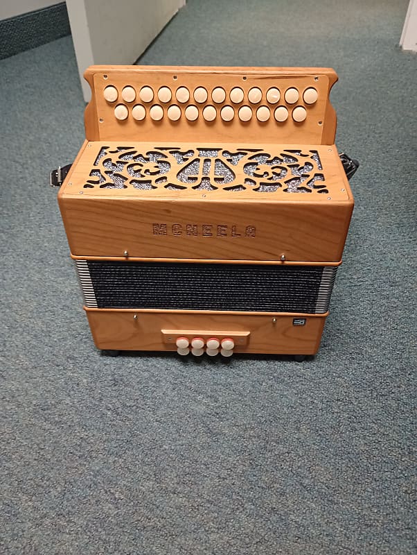 McNeela B/C 2 Voice 2022 - Natural Wood | Reverb