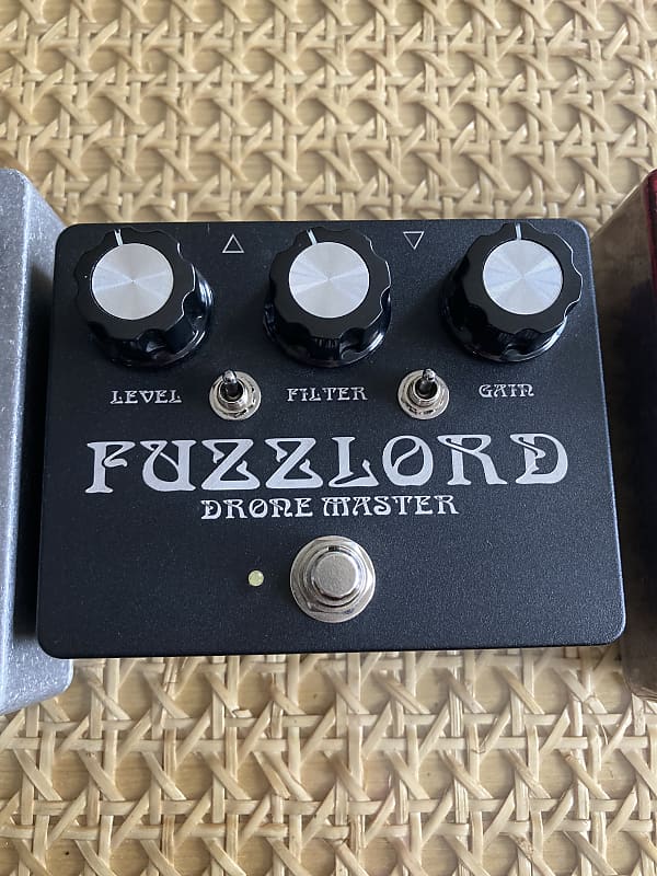 Fuzzlord Drone Master | Reverb
