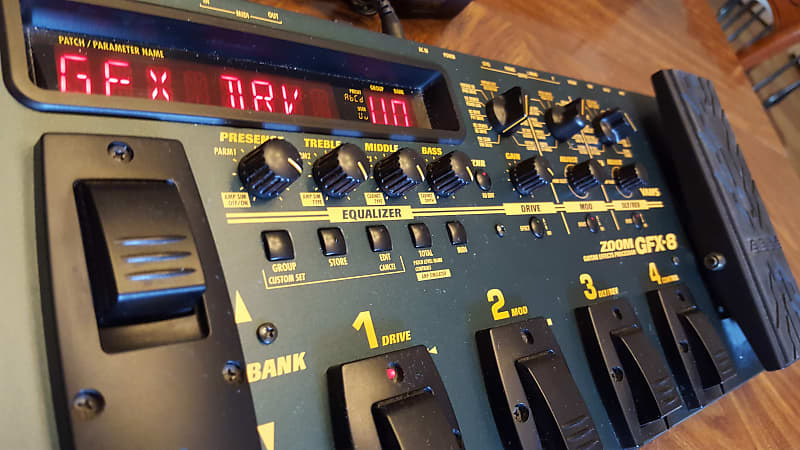 Zoom GFX-8 Multi Effects Processor | Reverb