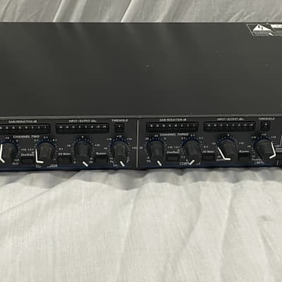 The Acoustical MFG Co Quad 405 Power Amplifier | Reverb Canada