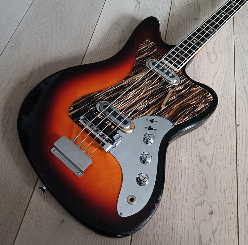 Framus Strato DeLuxe Star Bass 1963 - Sunburst | Reverb