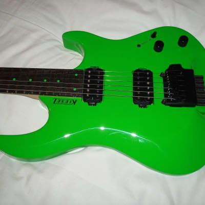 Kiesel Osiris 2023 - Kiesel Racing Green - Tremolo - Headless | Reverb