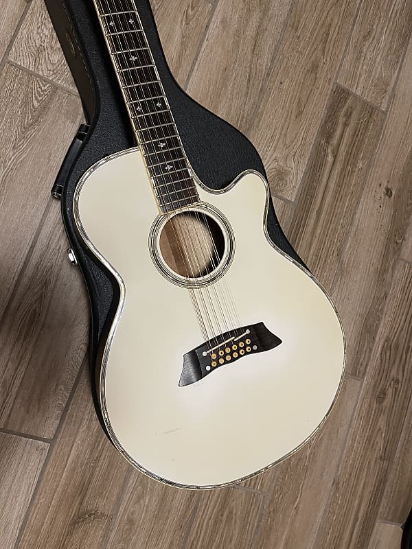 Takamine ST212 | Reverb
