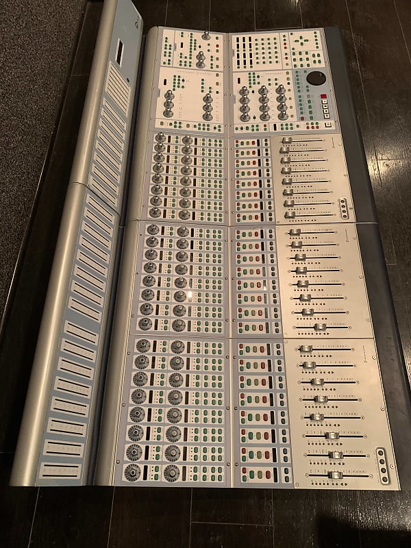Digidesign Icon D-commnd 24 controller 2011 Blue | Reverb