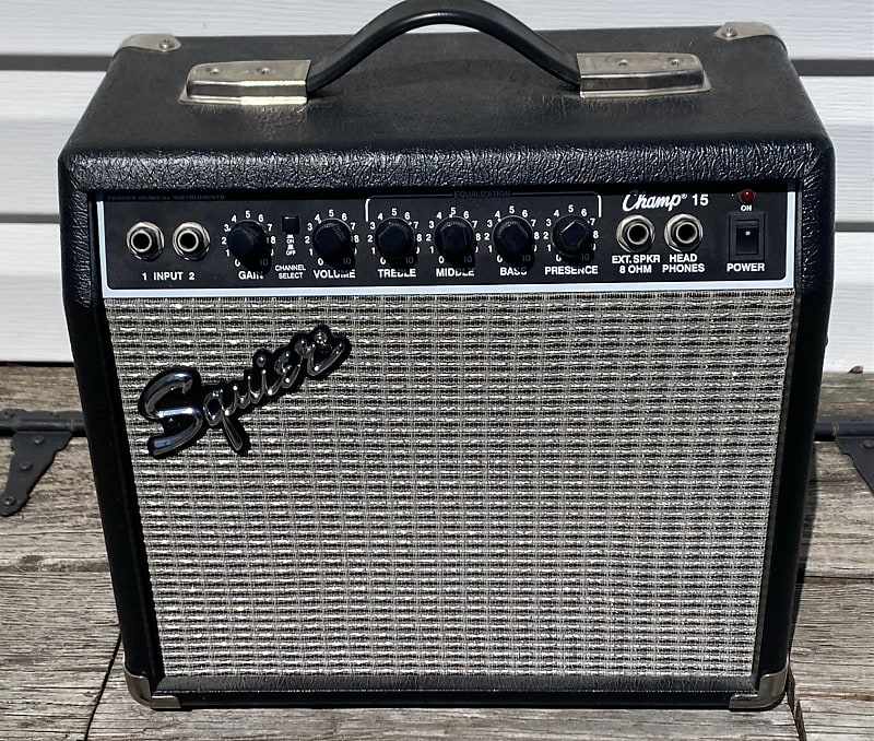 Fender Squier Champ 15 Guitar Amp 1x8 15W MIK 90's - EXC! | Reverb