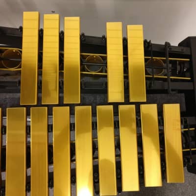 Yamaha YV-2700G 3-Octave Gold Bar Vibraphone | Reverb