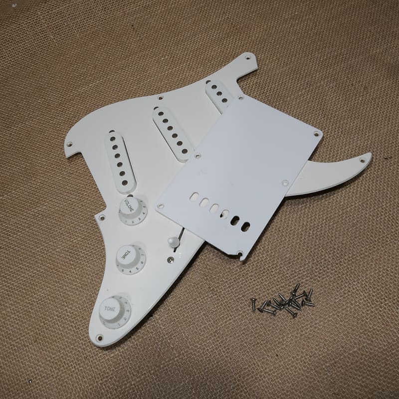 Pickguard Loaded White, Peavey Predator Made in USA 90s - | Reverb