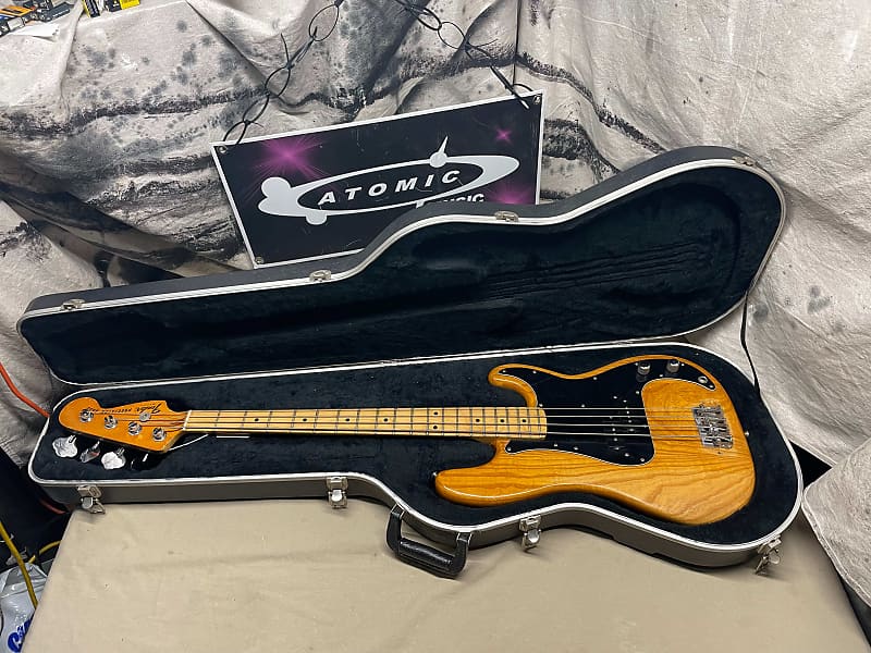 Fender American Precision 4-string P-Bass with Case 1977 - | Reverb