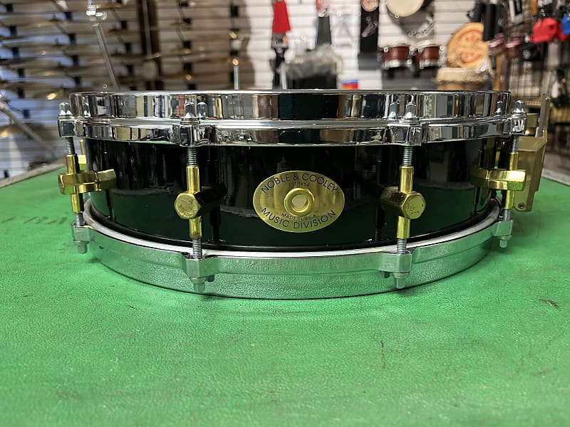 Noble & Cooley Solid Maple Solid Black Lacquer Snare 3.5" x | Reverb