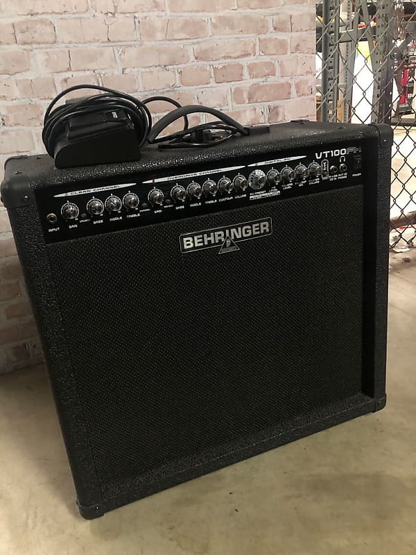 Behringer VT100FX Guitar Combo Amplifier (Cherry Hill, NJ) | Reverb