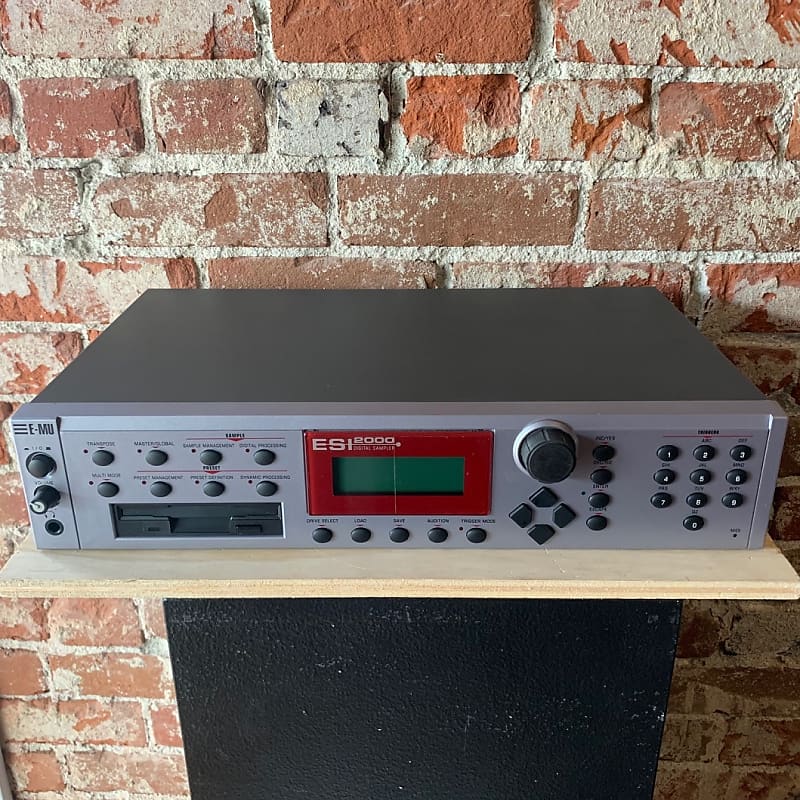 E-MU Systems - ESI 2000 Digital Sampler [USED] | Reverb