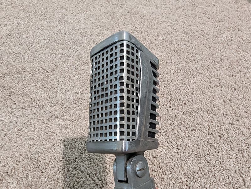 Monarch TM-16 dynamic microphone 1960s - Chrome | Reverb