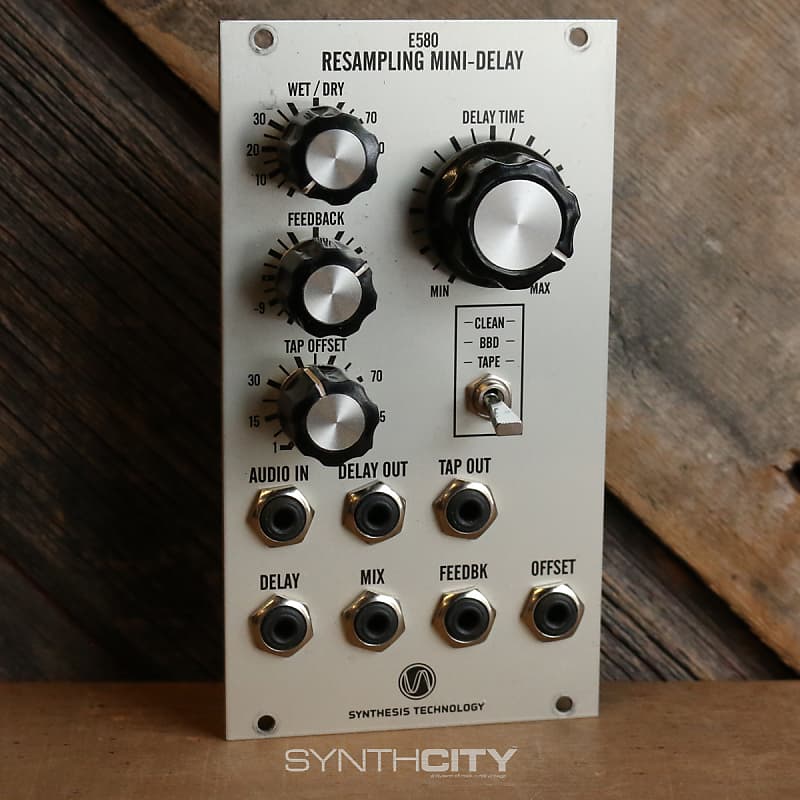 Synthesis Technology E580 Resampling Mini-Delay | Reverb