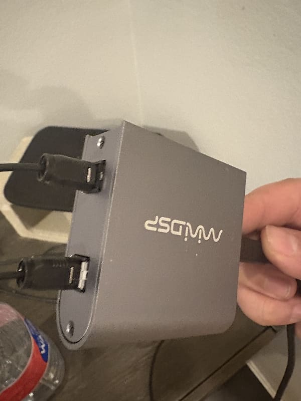 MiniDSP MCHStreamer Box USB to ADAT | Reverb