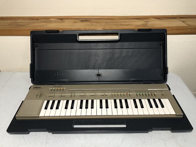 Yamaha PortaSound PC-100 Portable Keyboard Piano Vintage | Reverb
