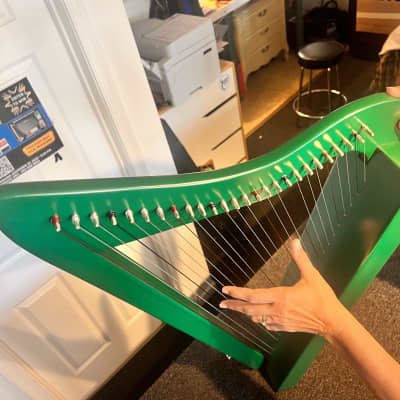 Harpsicle 26 String Harp Unknown - Kelly Green | Reverb