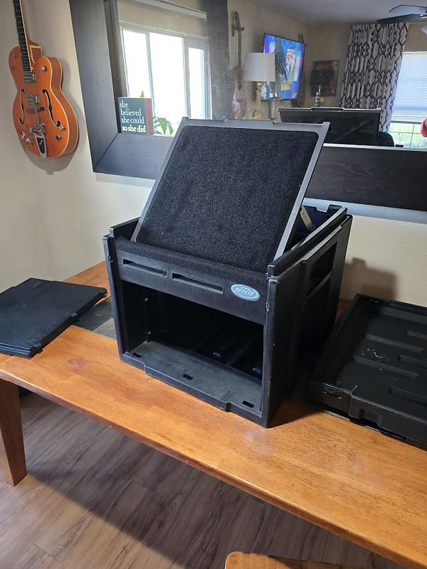 SKB 6U rack case - Black plastic | Reverb