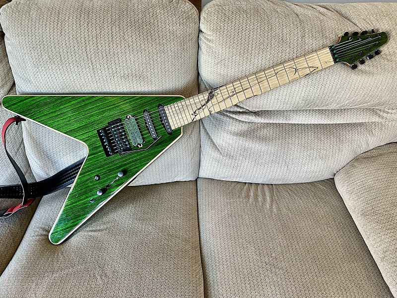 Halo Custom Guitars Bare Knuckle-Loaded 8-String V – Floyd | Reverb