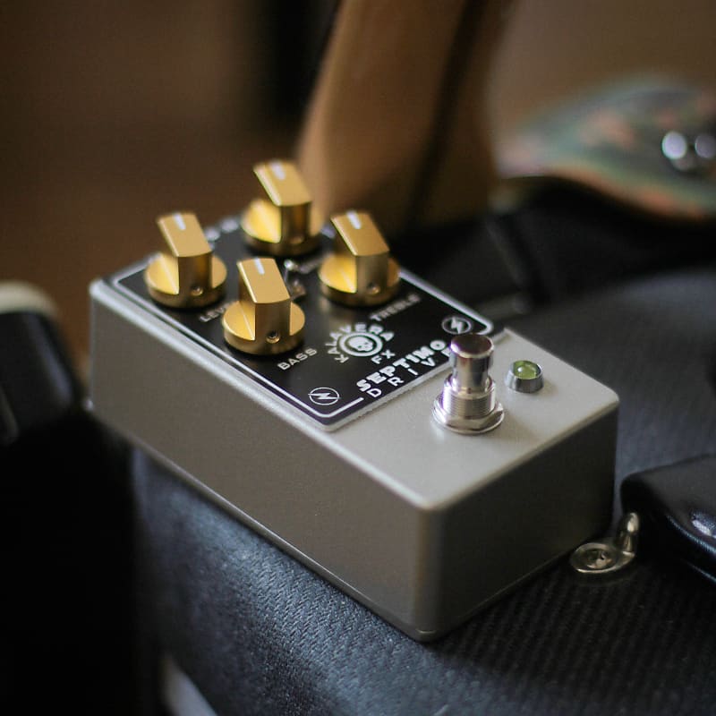 Kalavera FX Septimo Drive II 2025 - Black/gold knobs | Reverb Canada