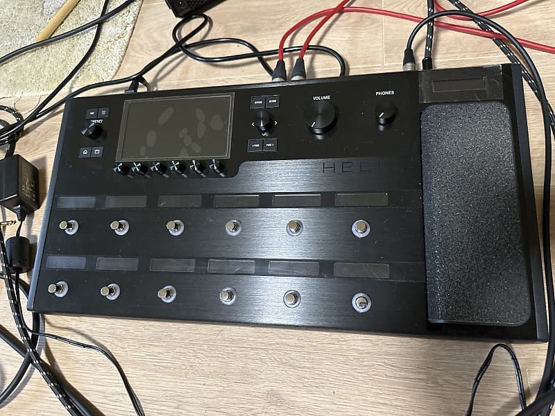 Line 6 Helix Floor | Reverb