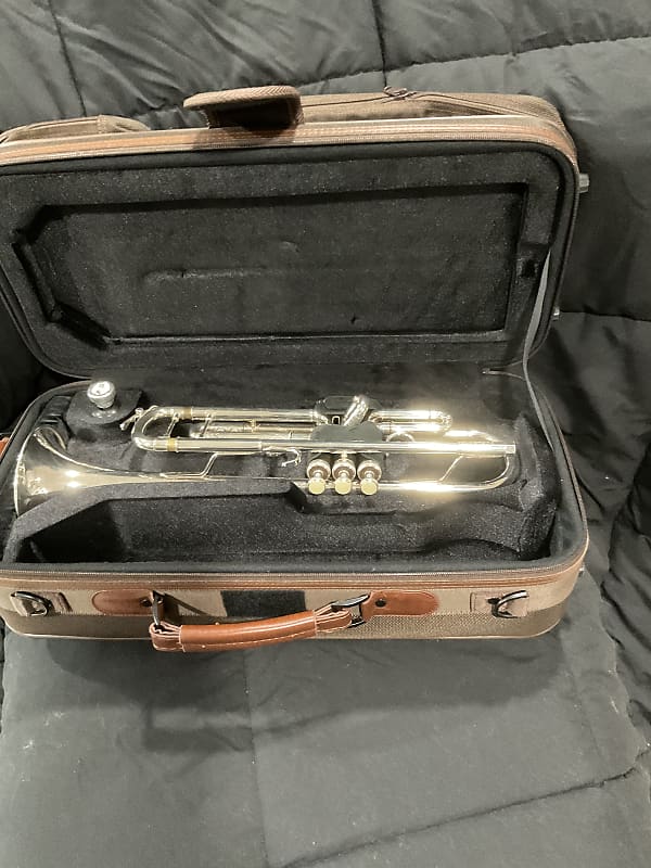 Giardinelli Eastman Bb Trumpet | Reverb