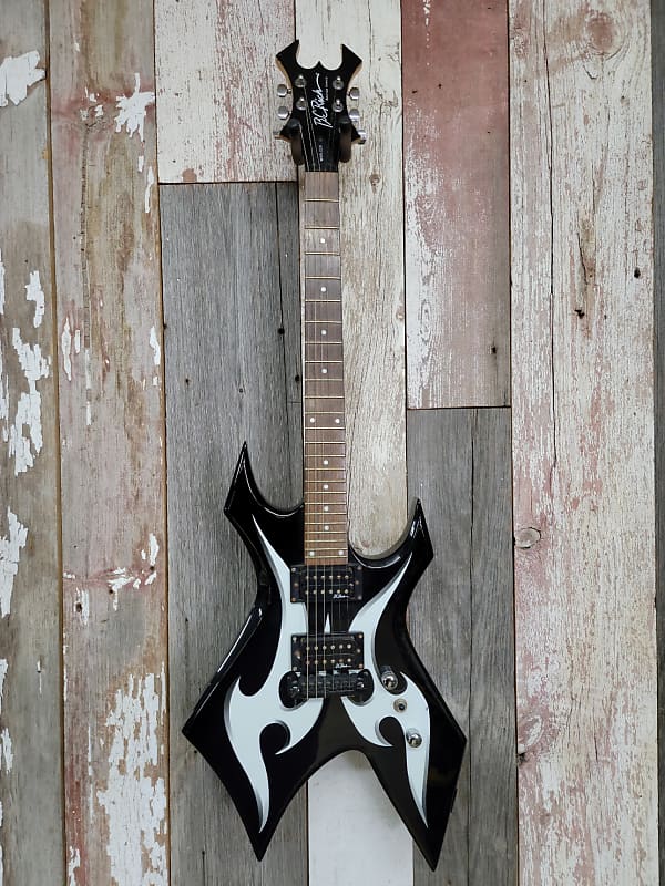 B.C. Rich Bronze Series Warlock Black Tribal Graphic | Reverb