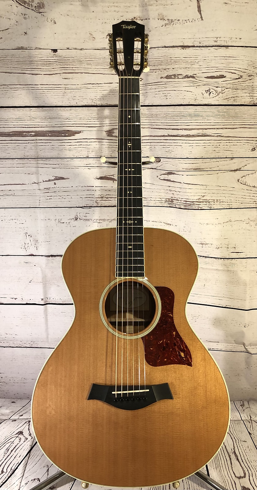 Taylor 512 12-Fret with Cedar Top | Reverb