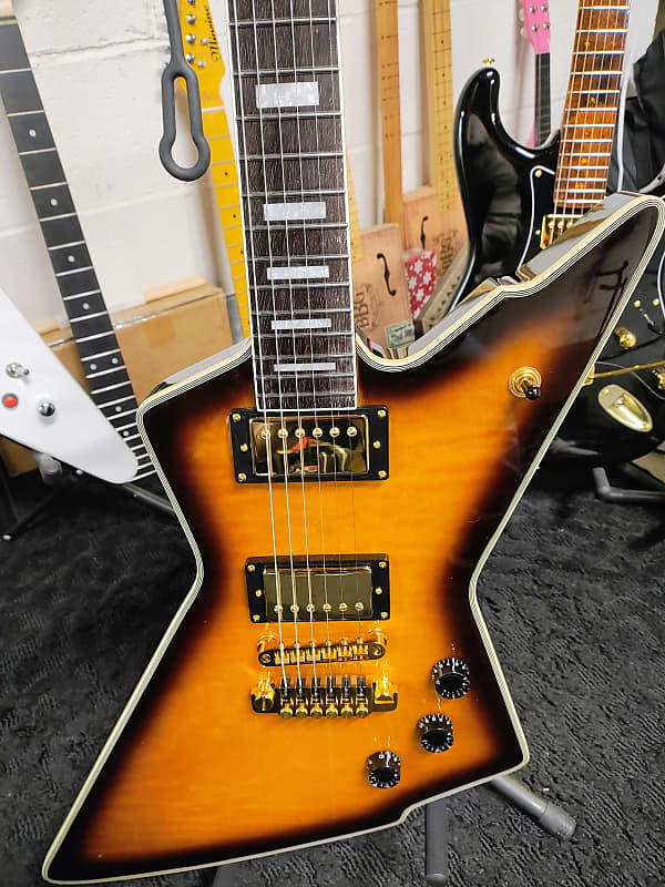 Firefly - FFLV 2024 - Smokey Burst | Reverb