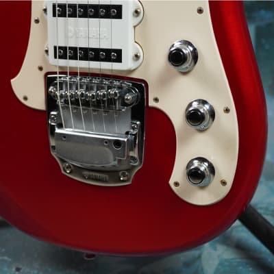 Yamaha SGV-300 Flying Samurai 2000's Candy Apple Red | Reverb