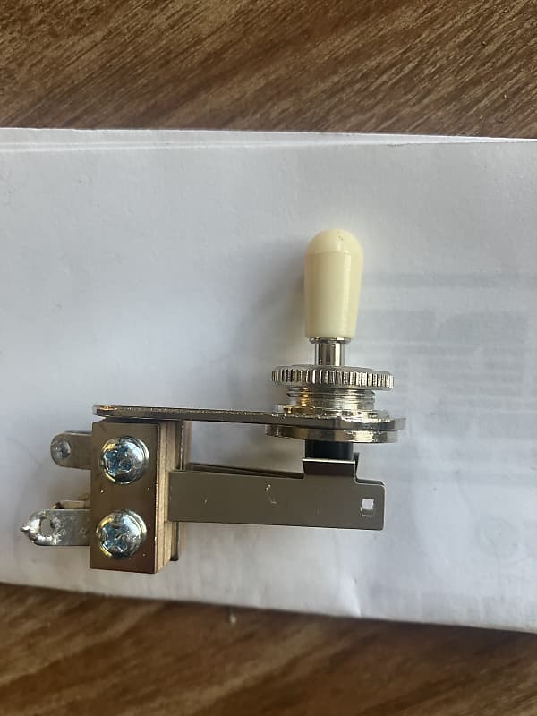 Allparts EP-4365 Switchcraft® Right Angle Toggle Switch | Reverb