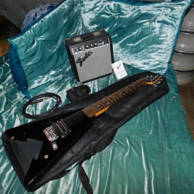 Video! First Act Mini Flying V + Fender Starter Amp Bundle | Reverb