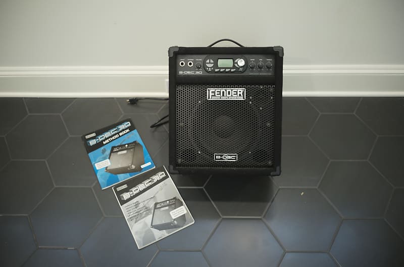 Fender B-DEC 30, 30 watt Combo Bass Amp/Bass Digital | Reverb