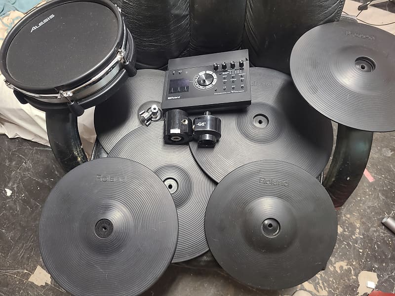 Roland TD-17 Drum Sound Module and Cymbals | Reverb