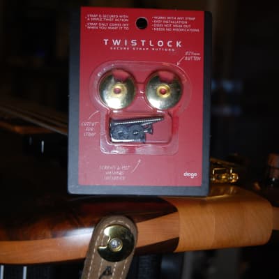 Diago Twistlock low profile strap locks Gold | Reverb