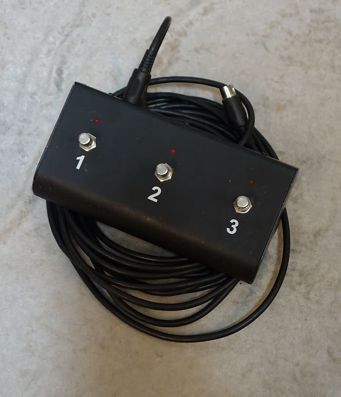 Randall 3 button footswitch 7 pin din with cable | Reverb