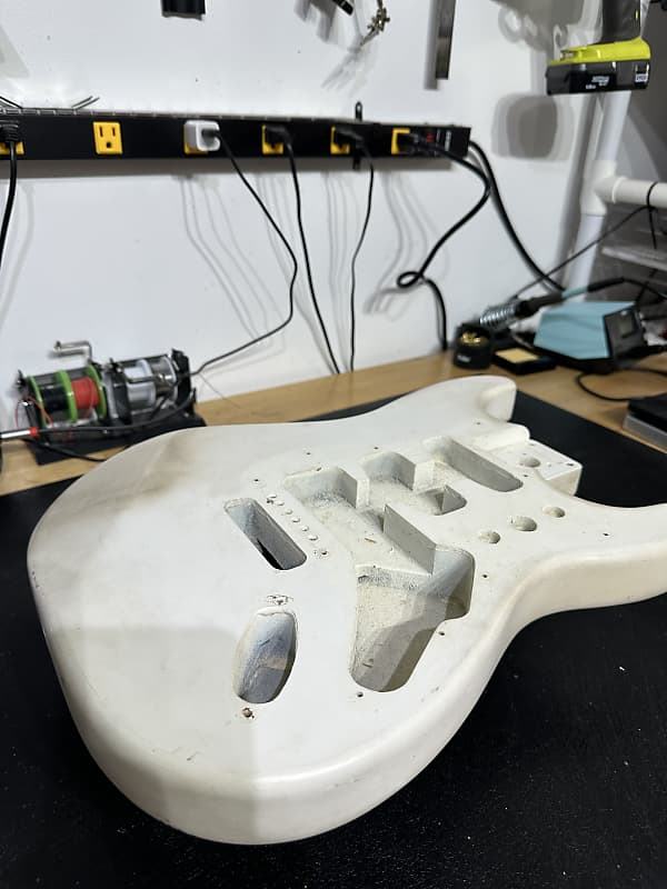 Gen. Fender White Standard Strat Relic Refinish Stratocaster | Reverb