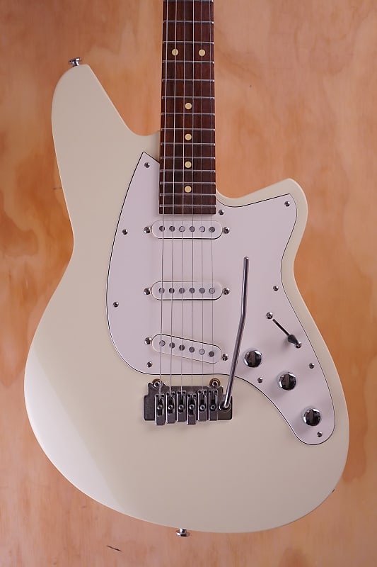 Reverend Six Gun III Electric Guitar in Vintage Cream, | Reverb UK