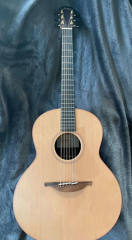 Lowden F-25 Mint/5-star seller | Reverb