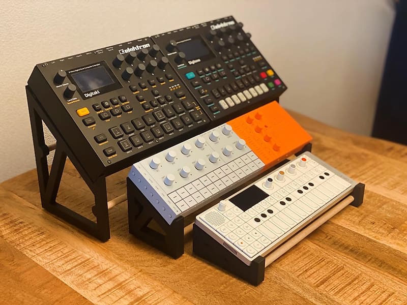 Stand for Synth / Sampler / Drum machine / Groovebox - Custom | Reverb